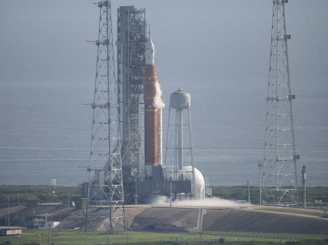 Fuel leak ruins NASA’s 2nd shot at launching moon rocket | News, Sports ...